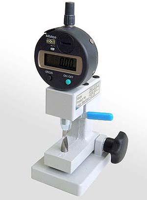 デジタルクリンプハイト測定器 「ユニゲージ」 ウシヤマ電機 | イプロスものづくり